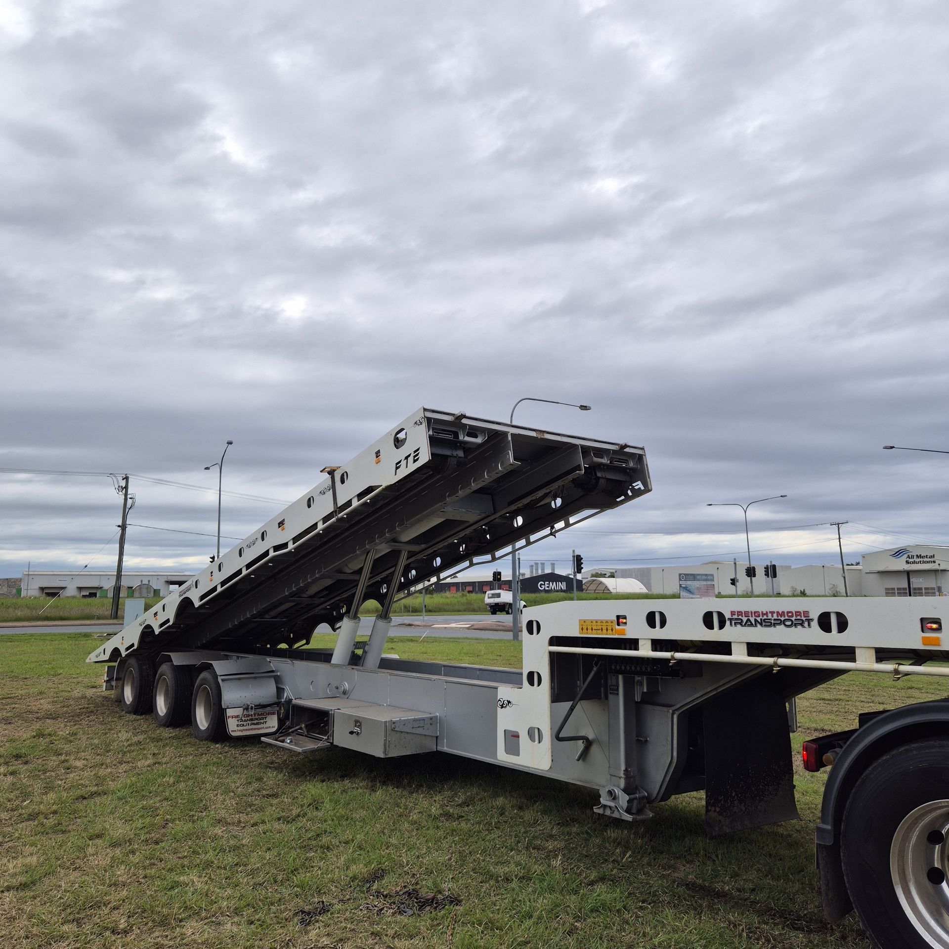 Super Tilt Trailer Hire | Mackay Equipment Hire Company